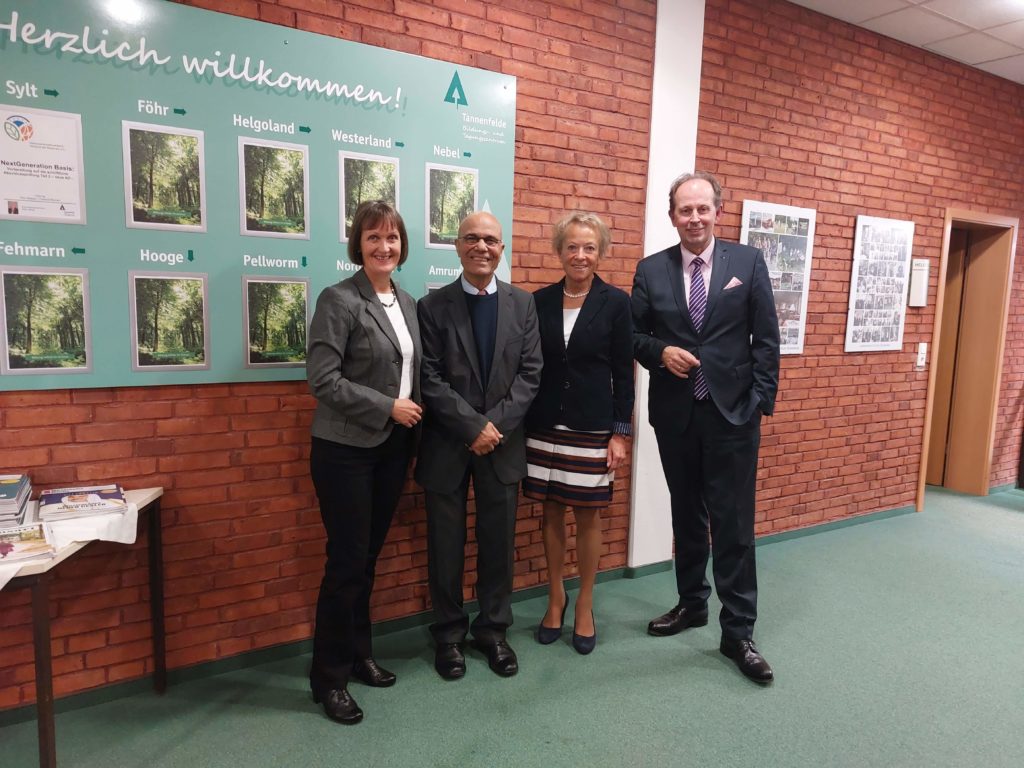 SCHULEWIRTSCHAFT SH verabschiedete ihren langjährigen wirtschaftlichen ...